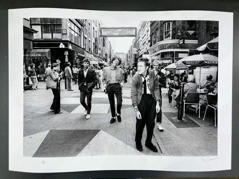 Ray Stevenson - The Sex Pistols, Carnaby Street 1976 by Ray Stevenson ...