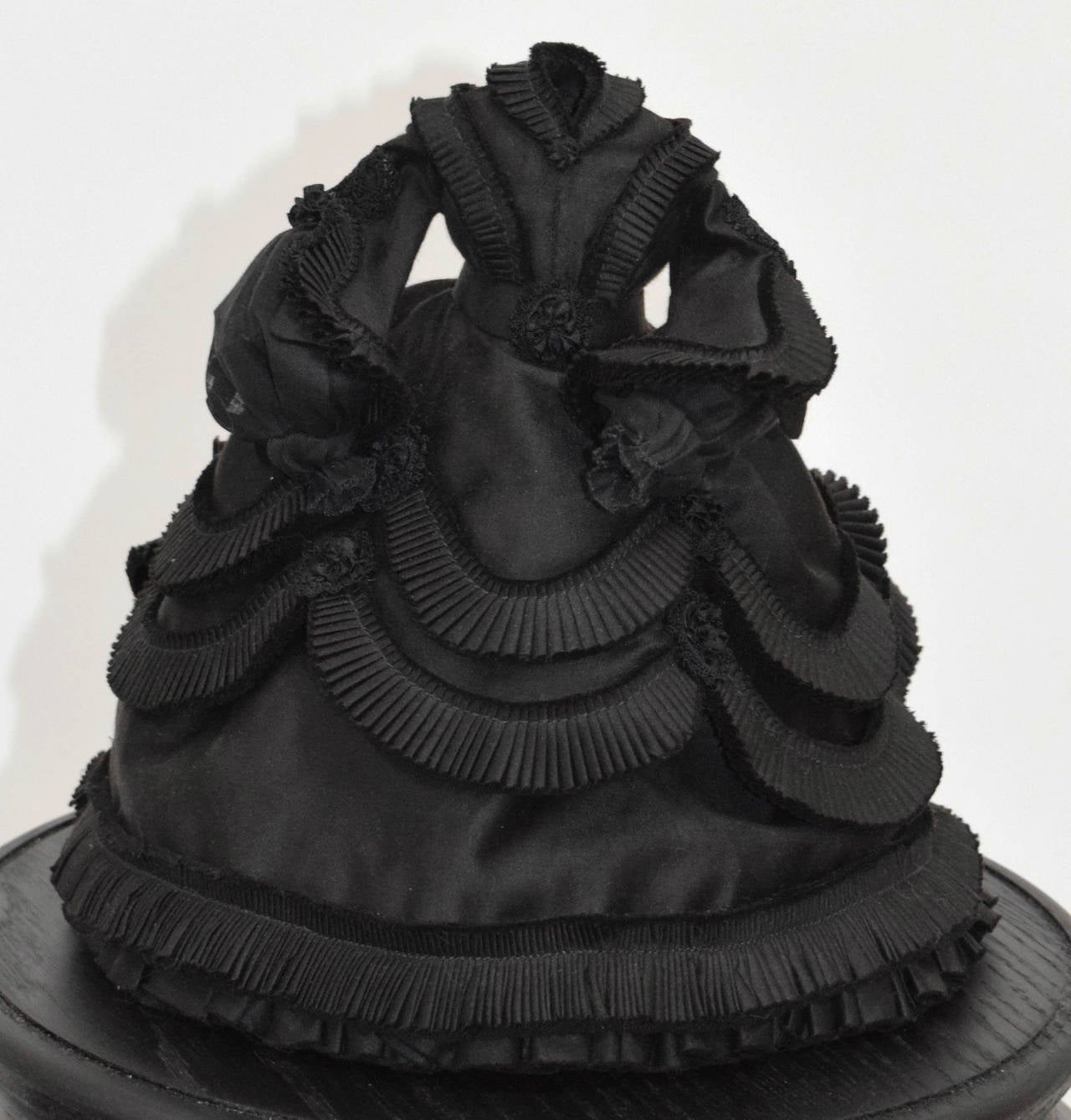 Holly Laws - Full Mourning Dress 1863 For Sale at 1stDibs | holly laws