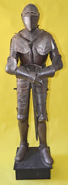 Unknown - Rare 17th Century French Style Life Size Complete Suit of ...