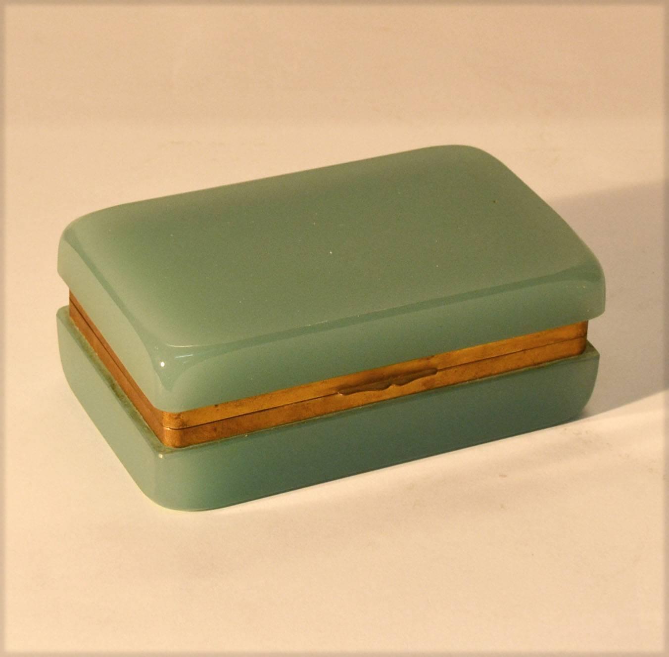 Jade Opaline Glass Murano Trinket Box at 1stdibs