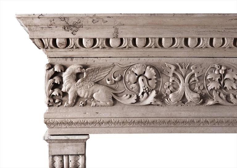 Italian Renaissance Chimneypiece in Istrian Stone For Sale at 1stDibs