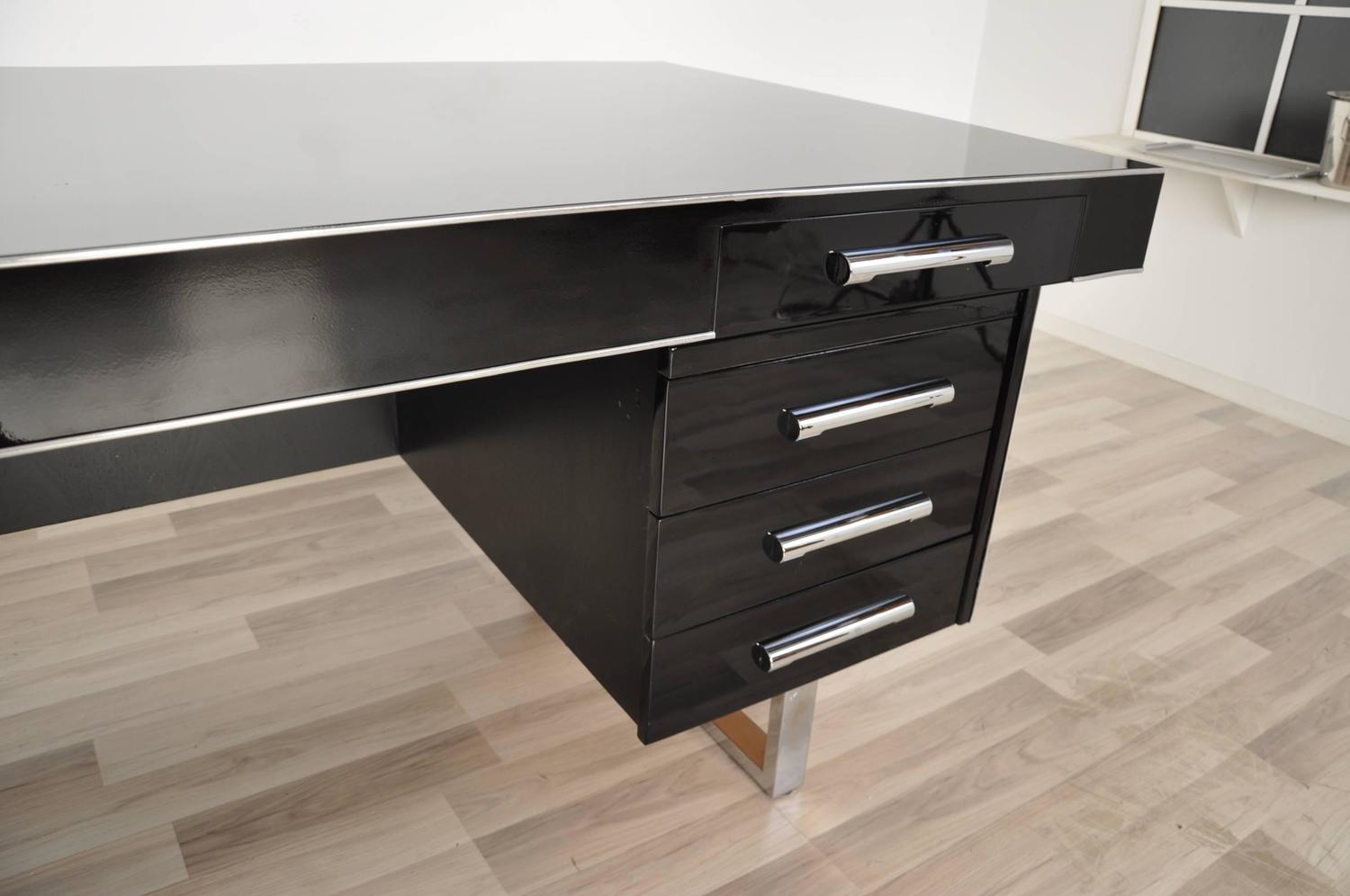 Exclusive Bauhaus Style Desk at 1stdibs