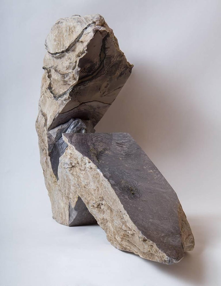 Marmor-Skulptur „Alien“ von Robin Antar im Angebot bei 1stDibs