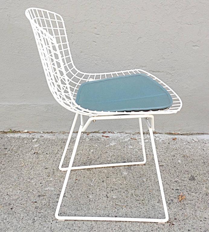 Set of Four Wire Chairs by Harry Bertoia for Knoll at 1stDibs