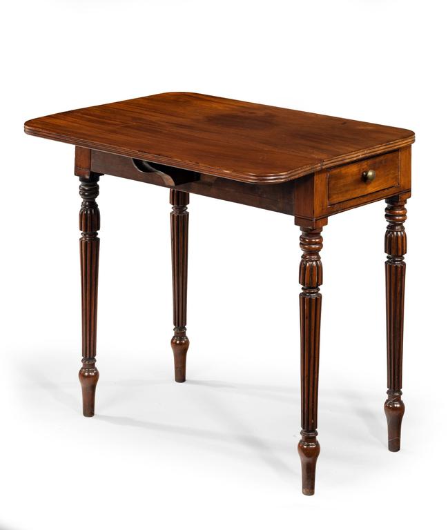 George III Period Mahogany Flap Table For Sale at 1stDibs