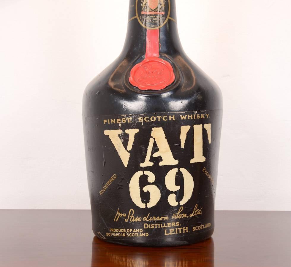 Old VAT 69 Blended Scotch Whisky Lamp For Sale at 1stdibs