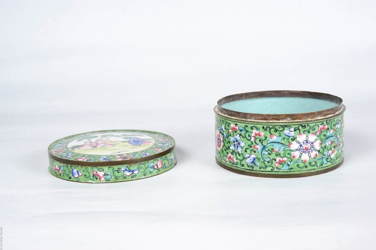 19th Century Enamel Canton Box For Sale at 1stDibs