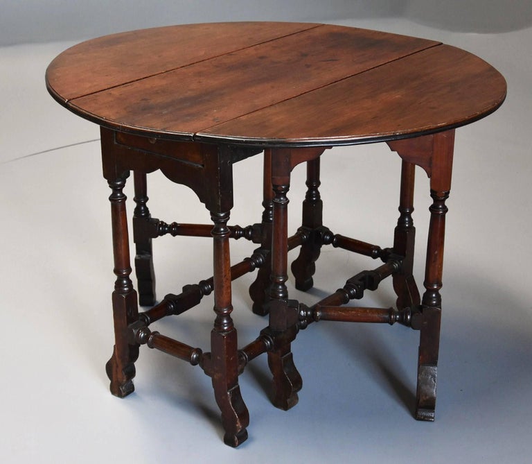 Rare 18th Century Mahogany Gateleg Table of Small Proportions and Good ...