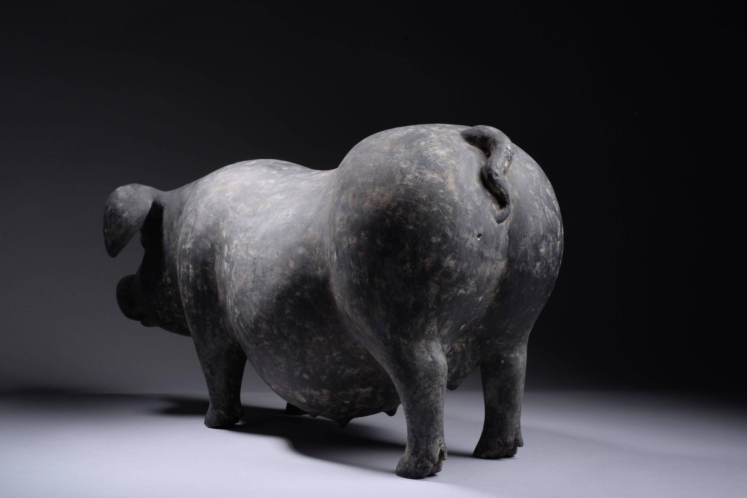 Very Large Ancient Chinese Pottery Han Dynasty Pig, 206 BC at 1stdibs