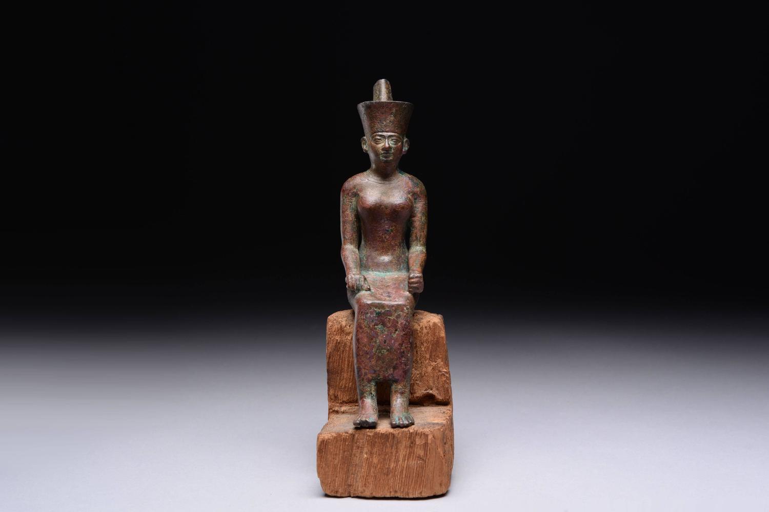 Ancient Egyptian Bronze Figure of the Goddess Neith, 600 BC For Sale at ...