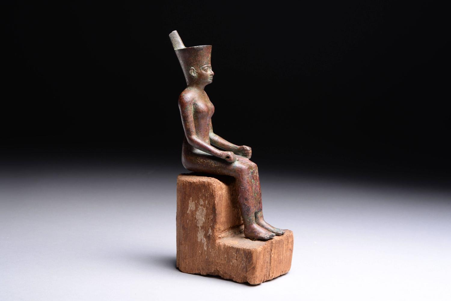 Ancient Egyptian Bronze Figure of the Goddess Neith, 600 BC For Sale at ...