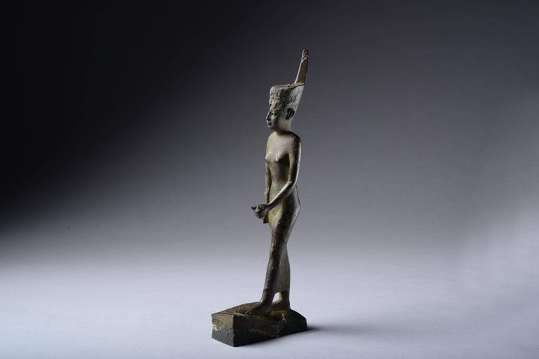 Large Ancient Egyptian Bronze Statuette of the Goddess Neith, 664 BC ...