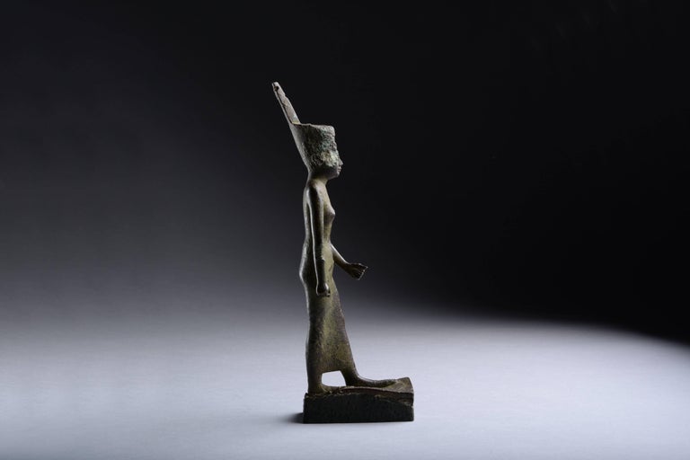 Large Ancient Egyptian Bronze Statuette of the Goddess Neith, 664 BC ...