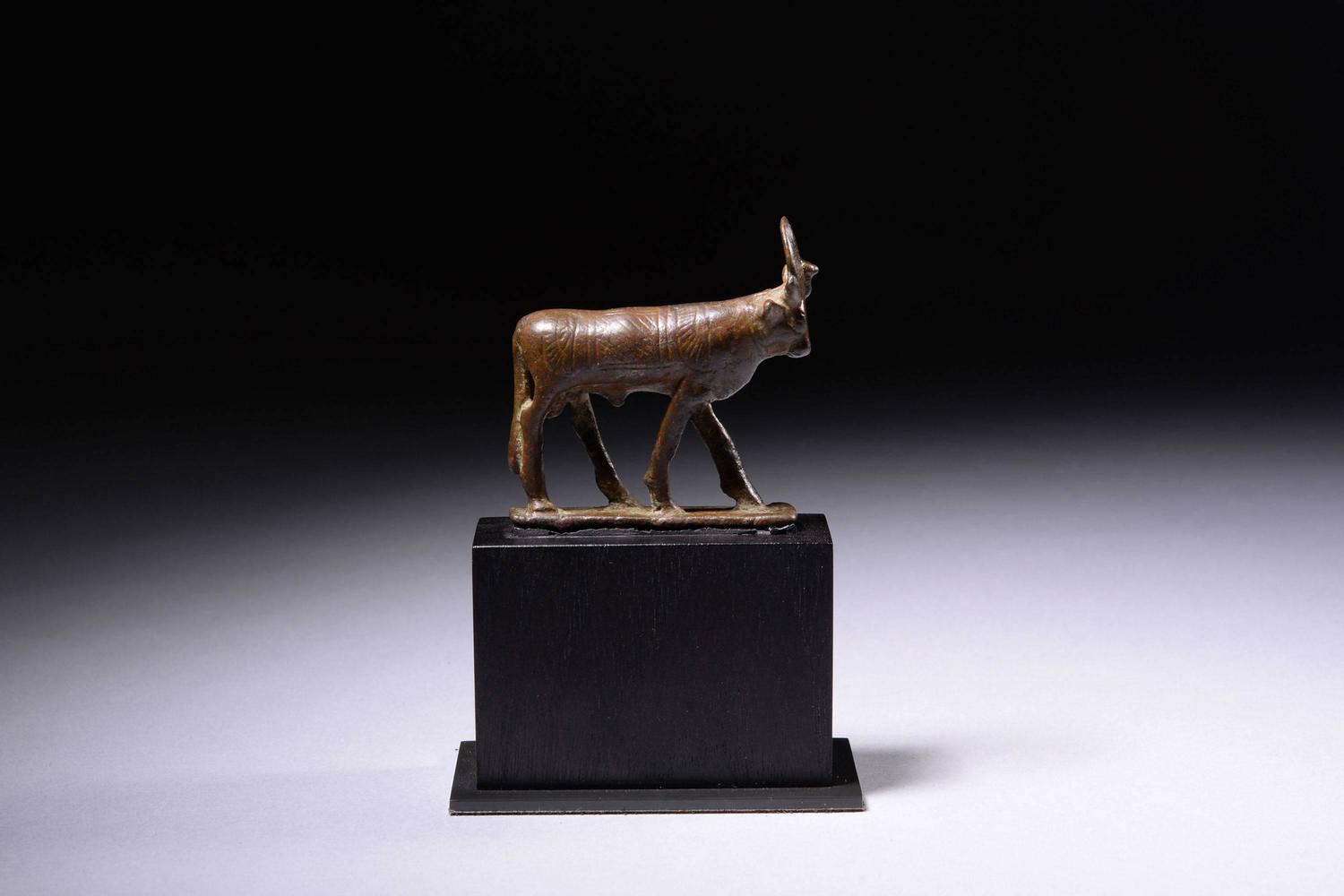 Ancient Egyptian Bronze Sculpture of the Sacred Bull Apis, 664 BC For ...