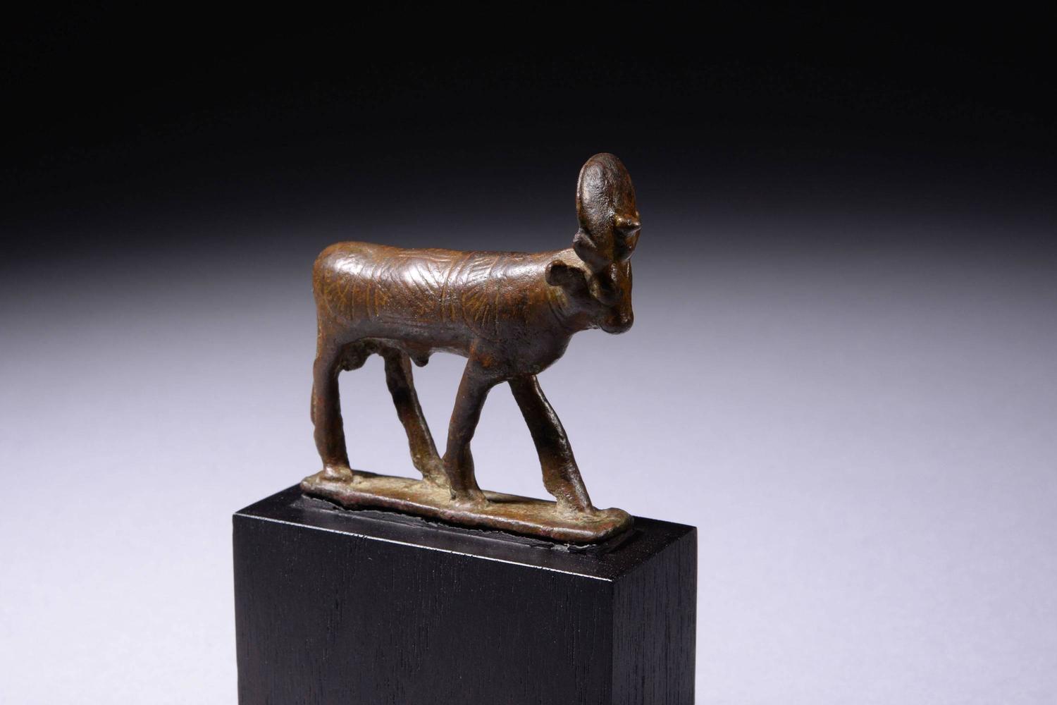 Ancient Egyptian Bronze Sculpture of the Sacred Bull Apis, 664 BC For ...