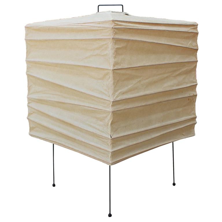 Striking Isamu Noguchi Akari Series Paper Lantern Table Lamp at 1stDibs