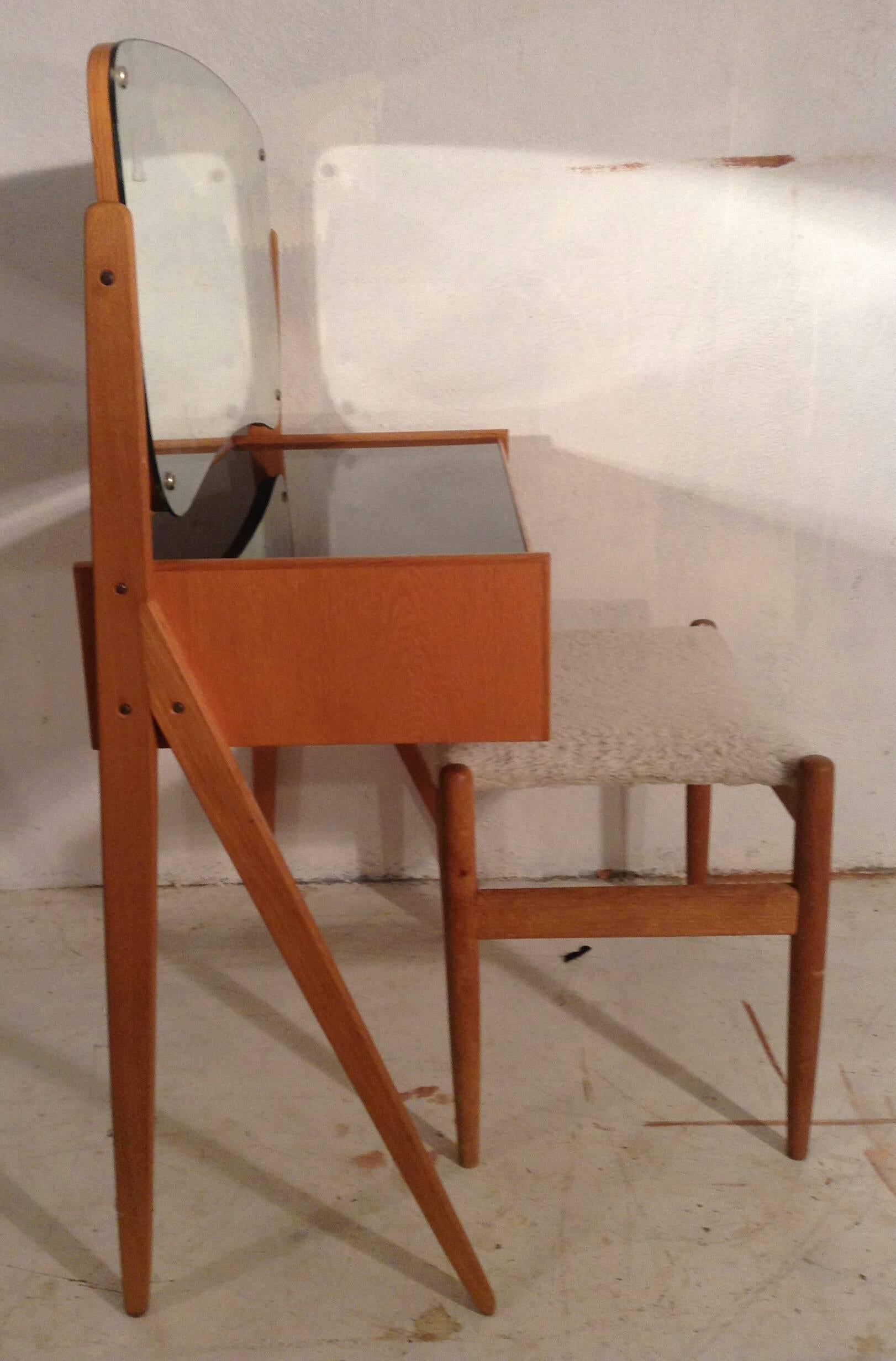 Modernist Arne Vodder Vanity or Dressing Table and Stool at 1stDibs ...