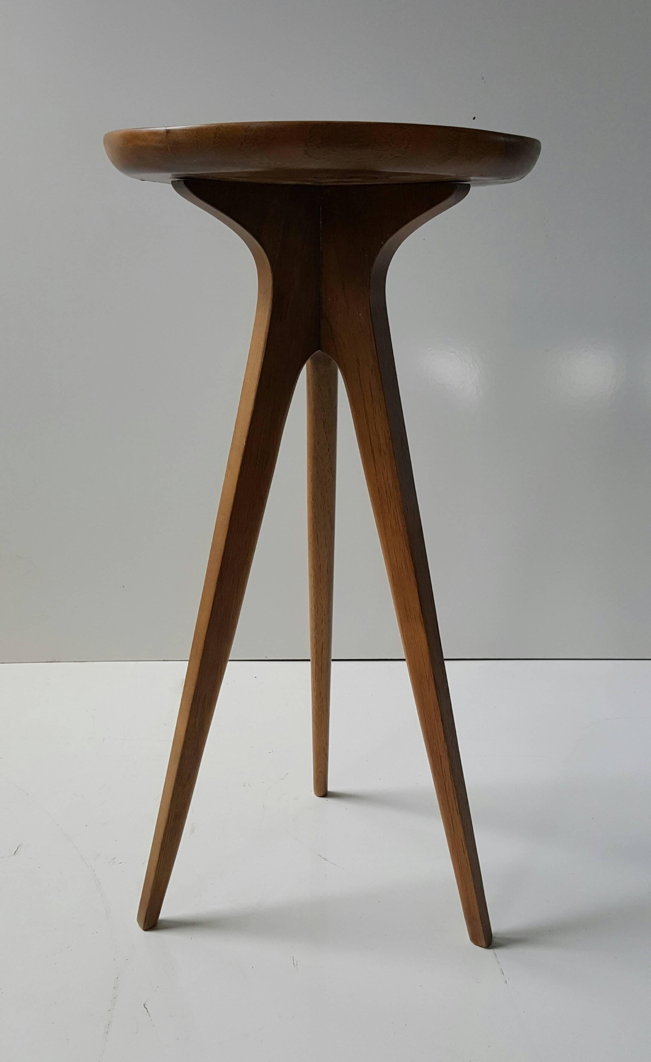 Modernist Sculptural Three-Leg Stand/Table Manner of Dunbar at 1stDibs