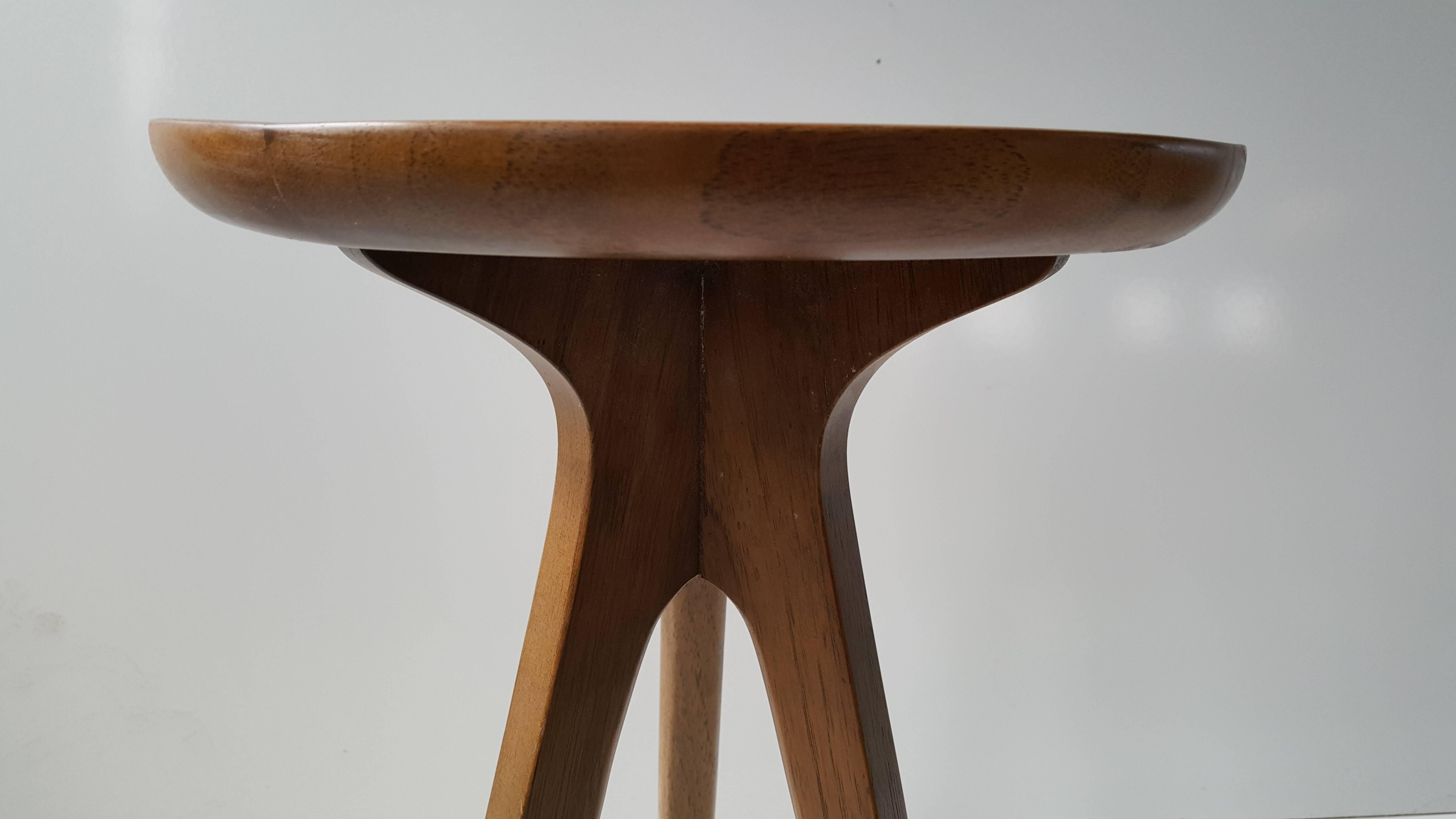Modernist Sculptural Three-Leg Stand/Table Manner of Dunbar at 1stDibs