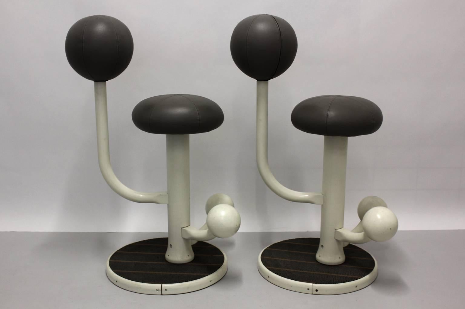 Scandinavian Modern Pair of Vintage Bar Stools by Peter Opsvik, 1985 ...