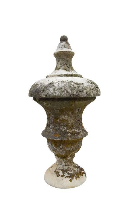 Pair of 19th Century Antique White Stone Finials For Sale at 1stDibs