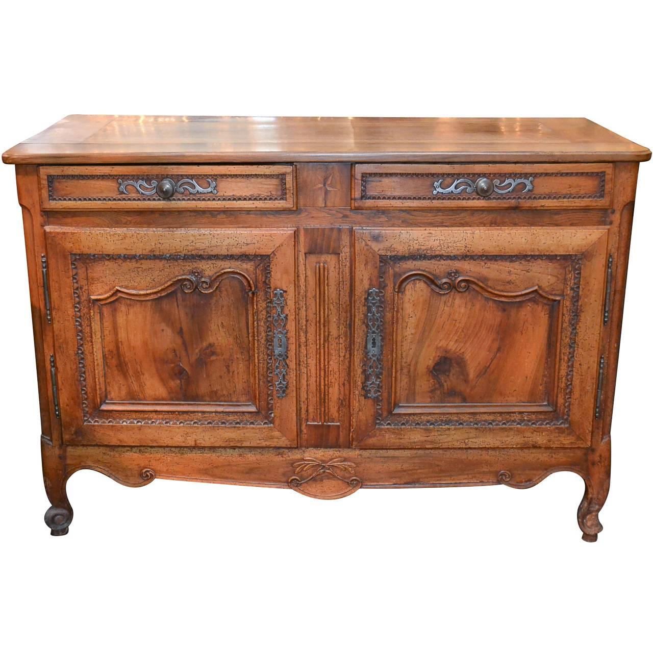 French Provincial Buffets - 47 For Sale at 1stdibs