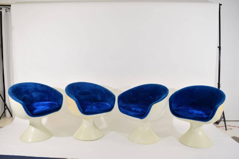 Four Space Age Style Bubble Chairs in Blue Velvet by Chromecraft at 1stDibs
