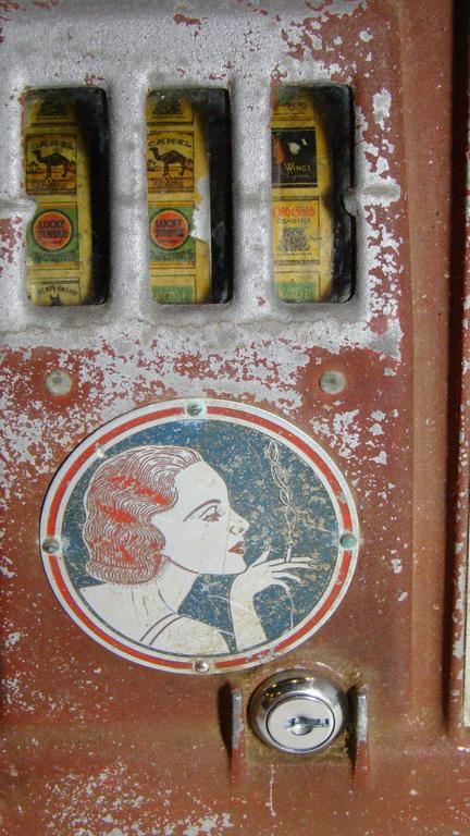 Art Deco Penny Cigarette Trade Stimulator/Slot Machine, circa 1930s For ...