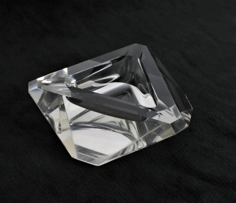 French, 1940s Art Deco Baccarat Faceted Heavy Crystal Triangular ...
