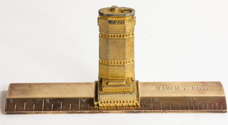 Two 1960's Pan Am Building New York souvenir architectural models, New ...