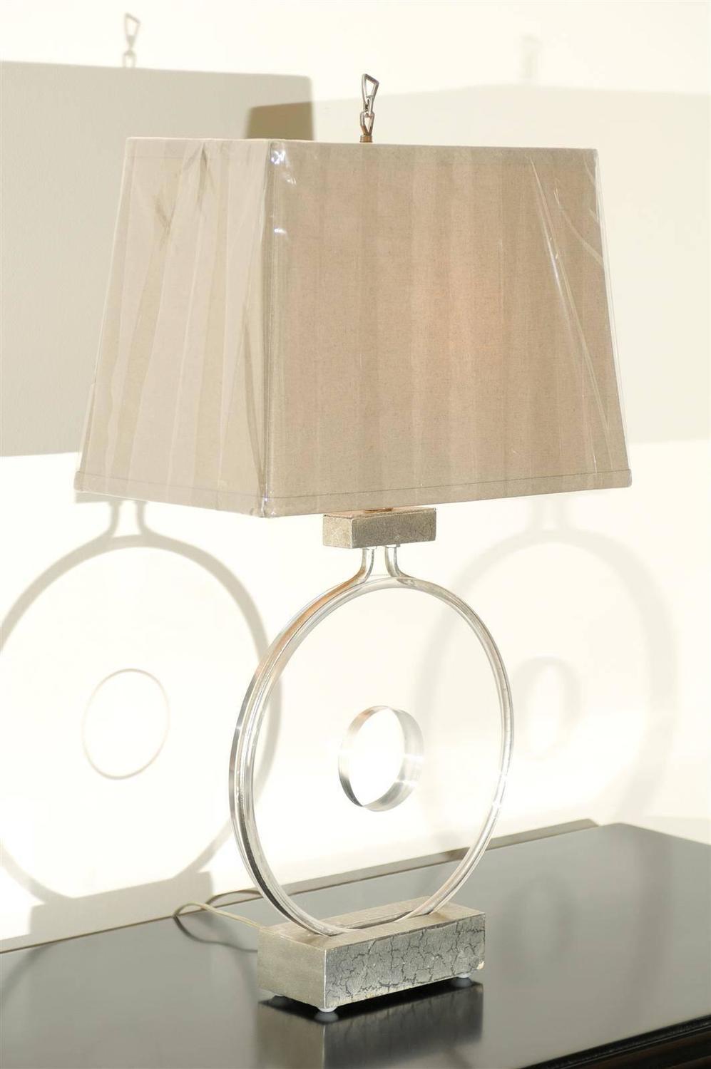 Restored Pair of Stylish Vintage Lucite Disk Lamps For Sale at 1stdibs