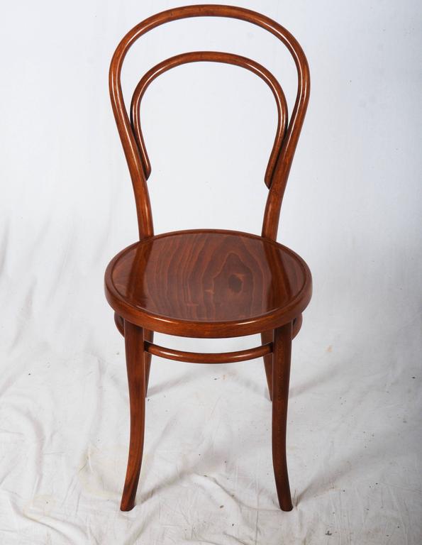 Classic Thonet No. 14 Chair For Sale at 1stdibs