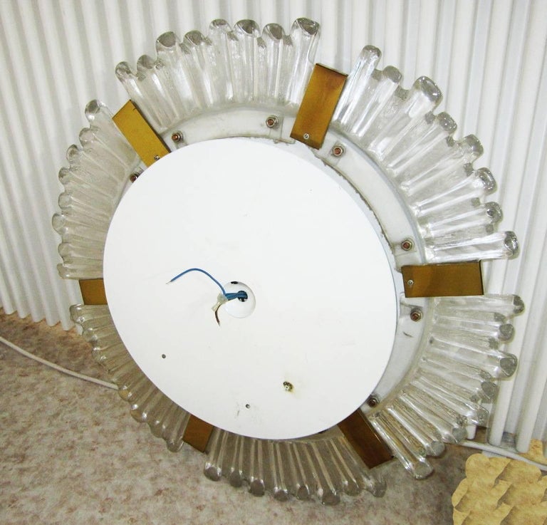 Kalmar Backlit Ice Glass Round Mirror For Sale at 1stDibs