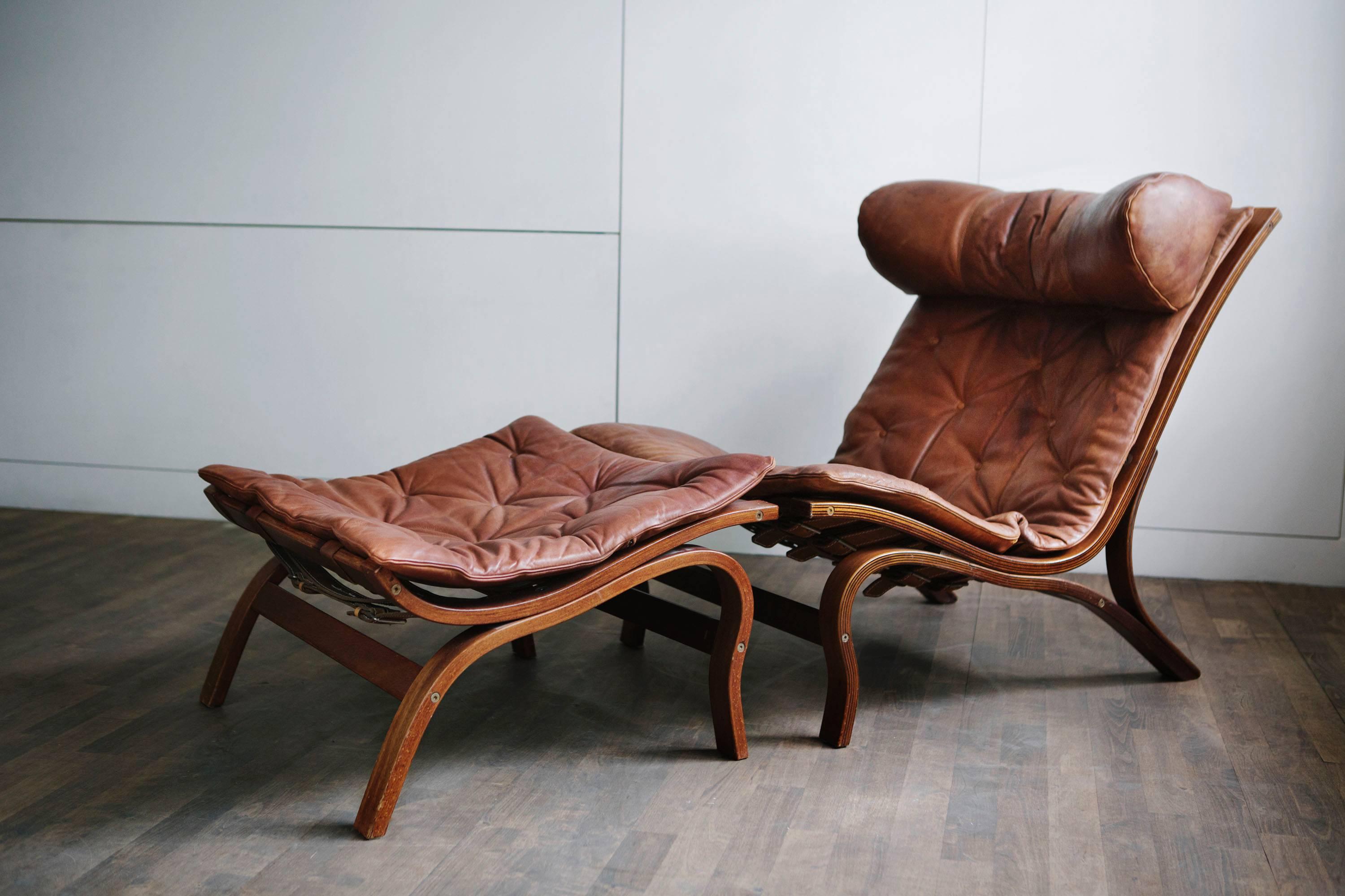 Arne Norell "Skandi" Lounge Chair with Ottoman For Sale at 1stDibs