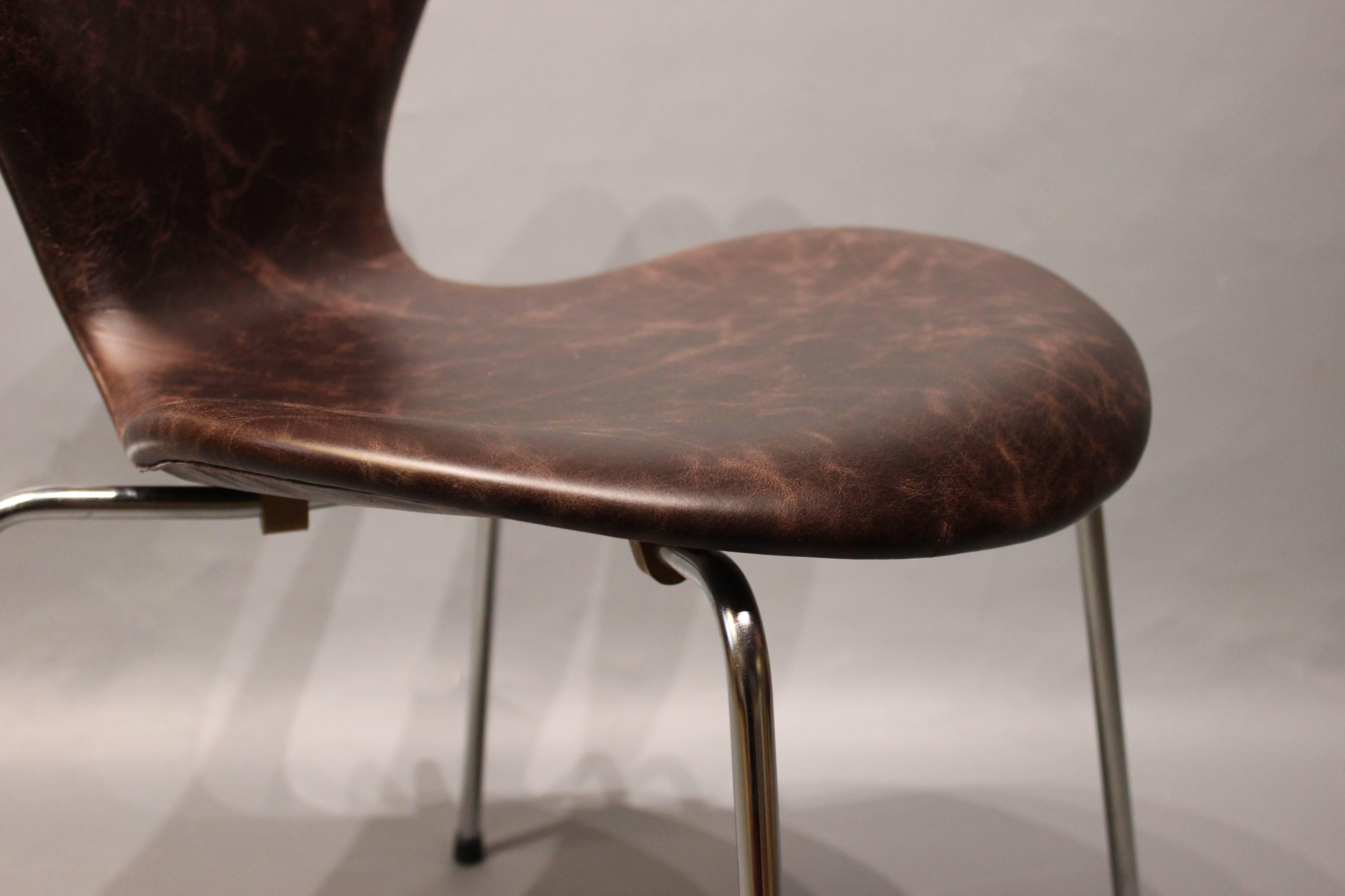 "Seven" Chair, Model 3107 by Arne Jacobsen and Fritz Hansen, 1967 For ...