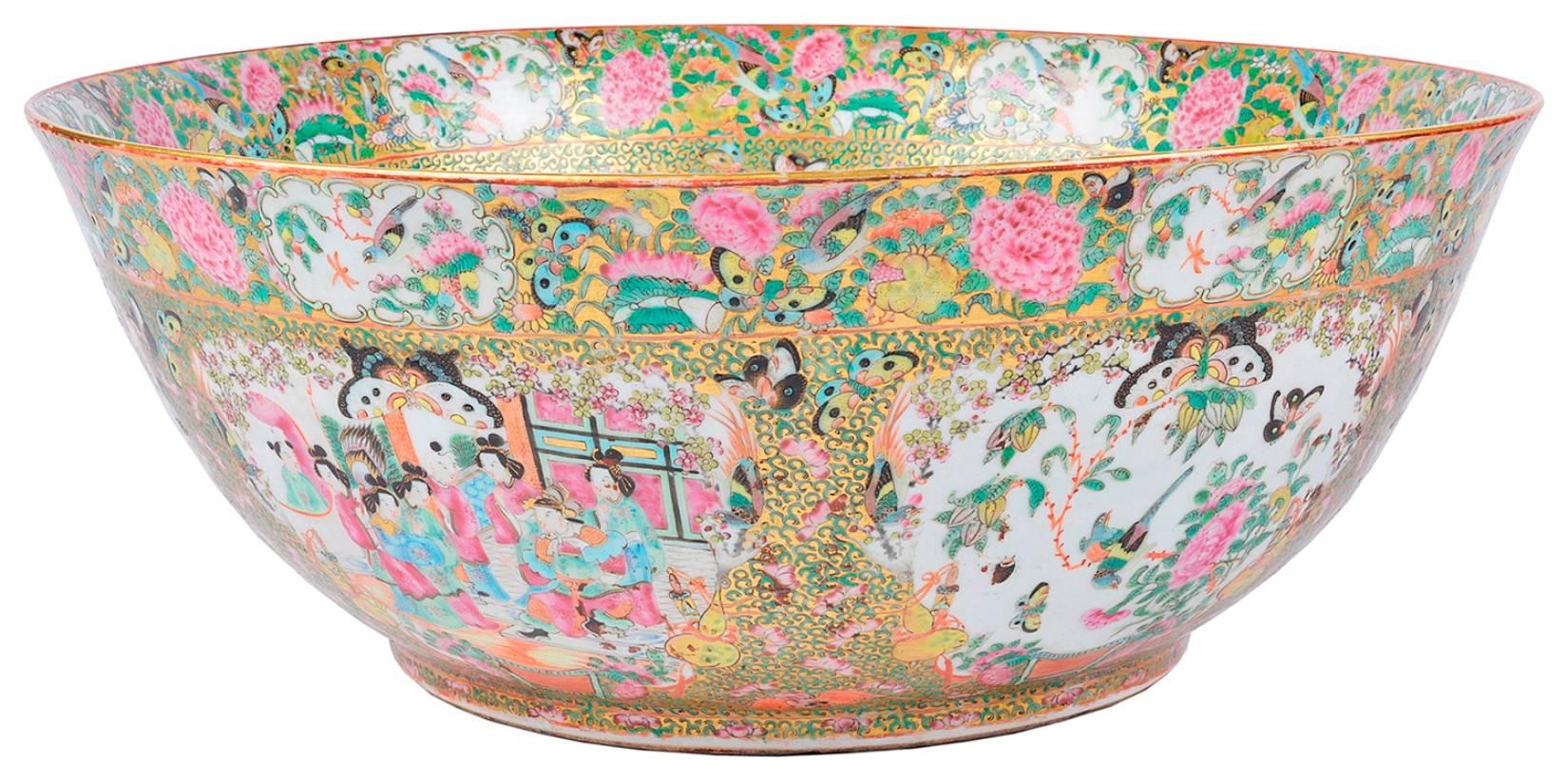 Large Canton / Rose Medalion Bowl, 19th Century For Sale at 1stDibs ...