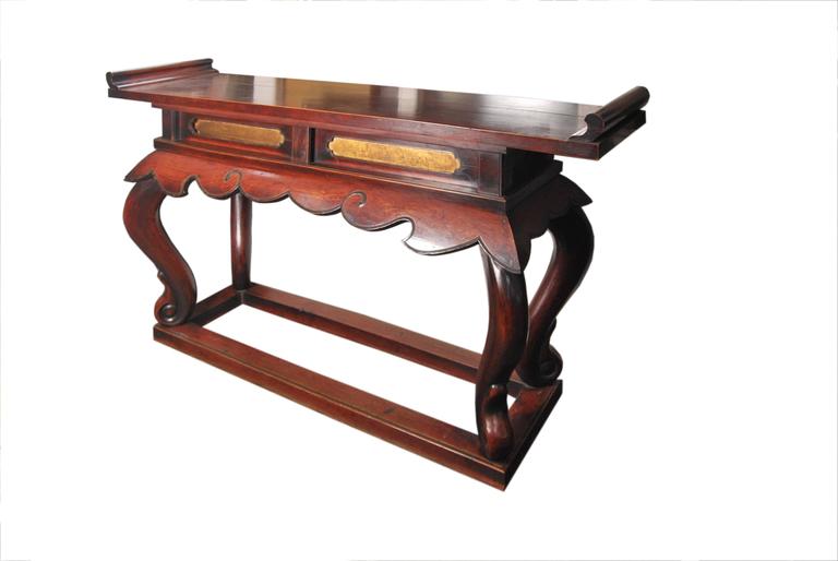 Antique Japanese Buddhist Altar Table, 19th Century For Sale at 1stDibs