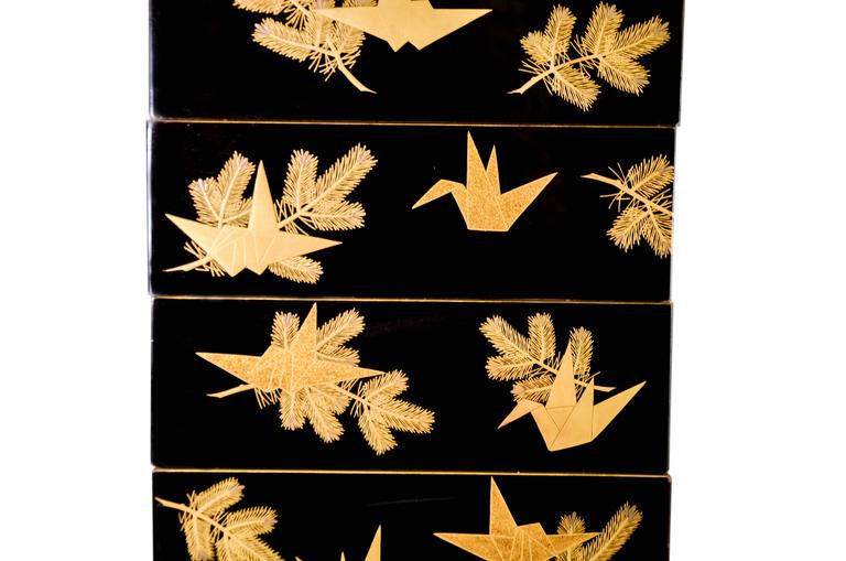 Antique Japanese Black Lacquer Obento Box with Gold Maki-e Decoration ...