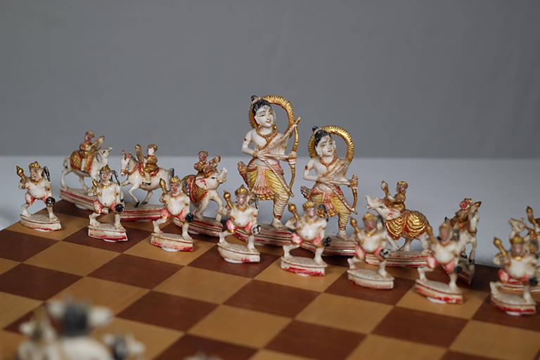 Mid-century Hand Carved Indian Chess Set with Original Carrying Case c ...