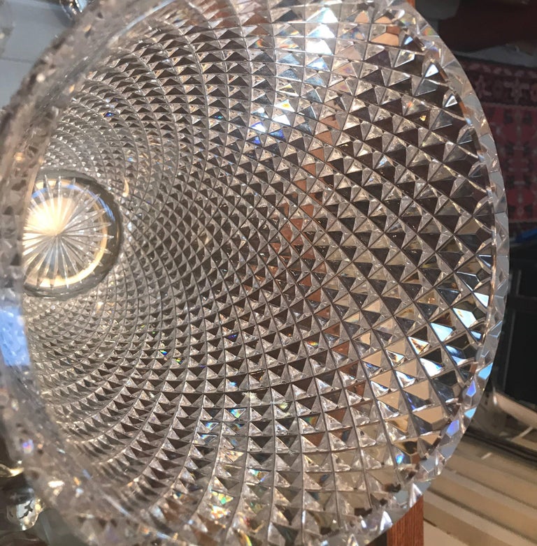 Late 19th Century Diamond Cut Crystal Vase For Sale at 1stDibs