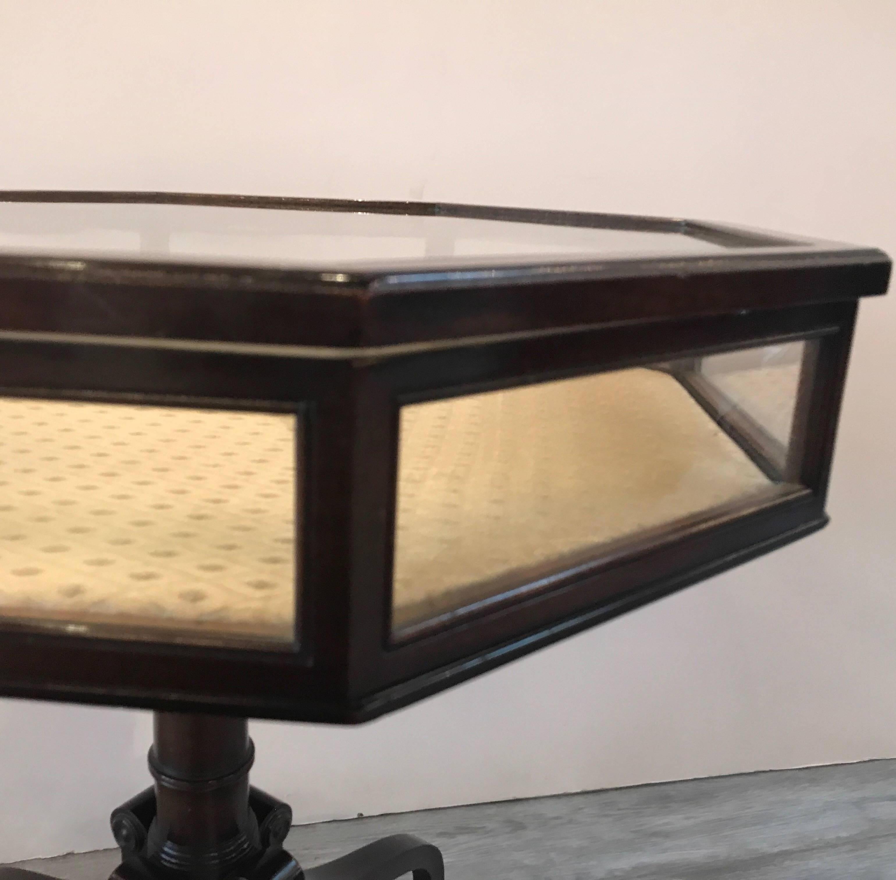 Mahogany Octagonal Vitrine Table at 1stDibs | vitrine tables, table vitrine