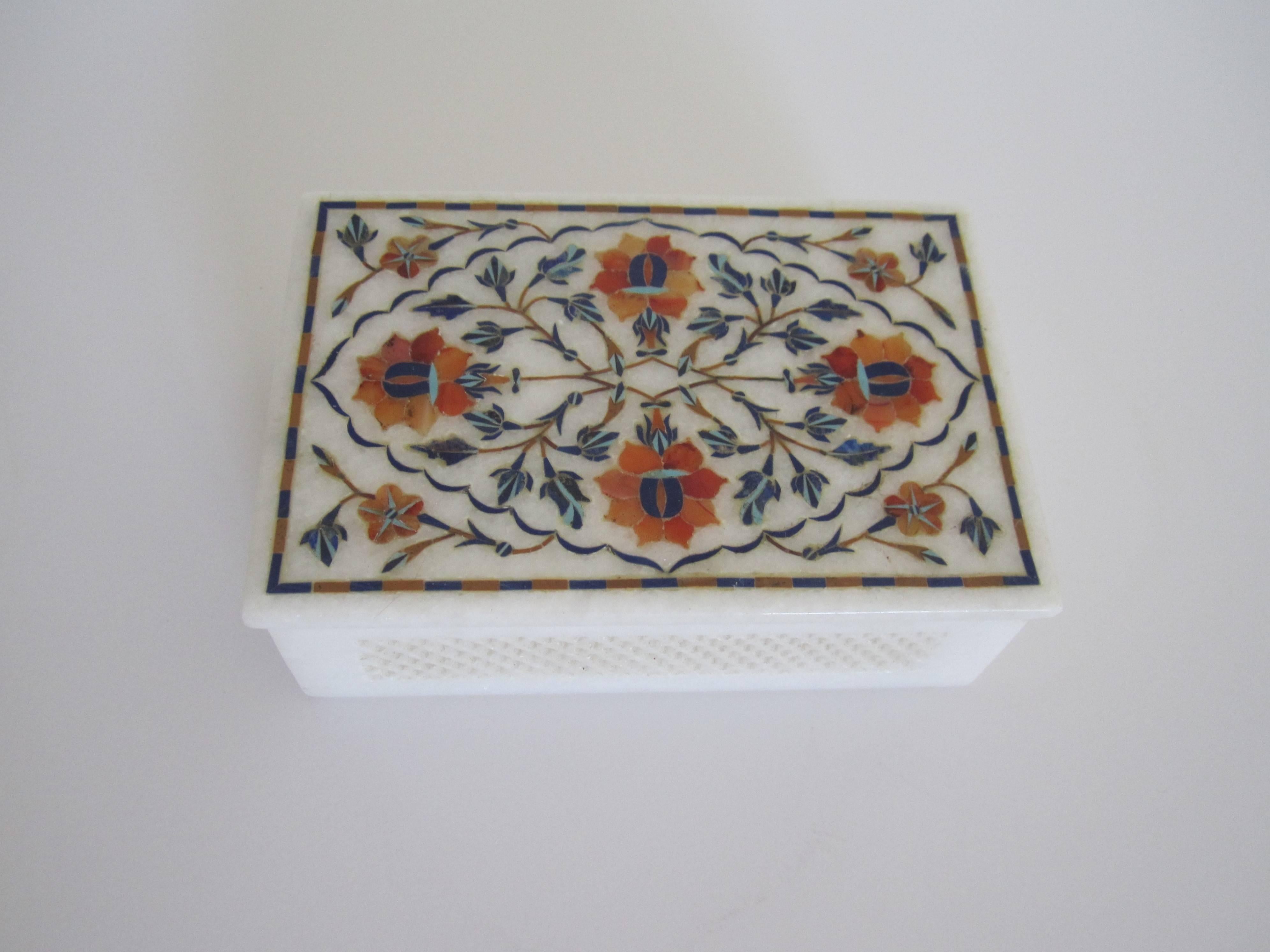 Vintage White Marble Box with Inlaid Top at 1stDibs