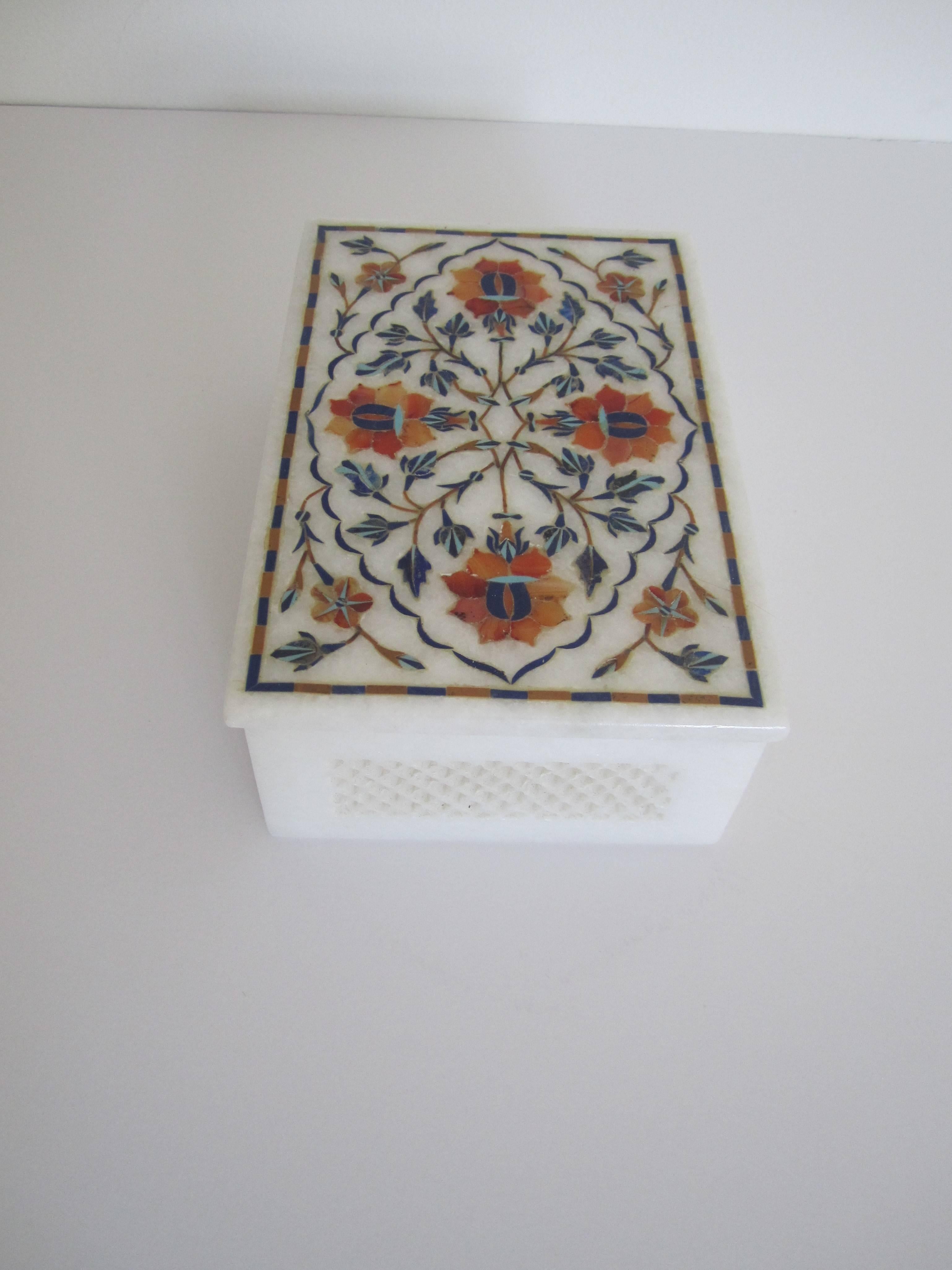 Vintage White Marble Box with Inlaid Top at 1stDibs