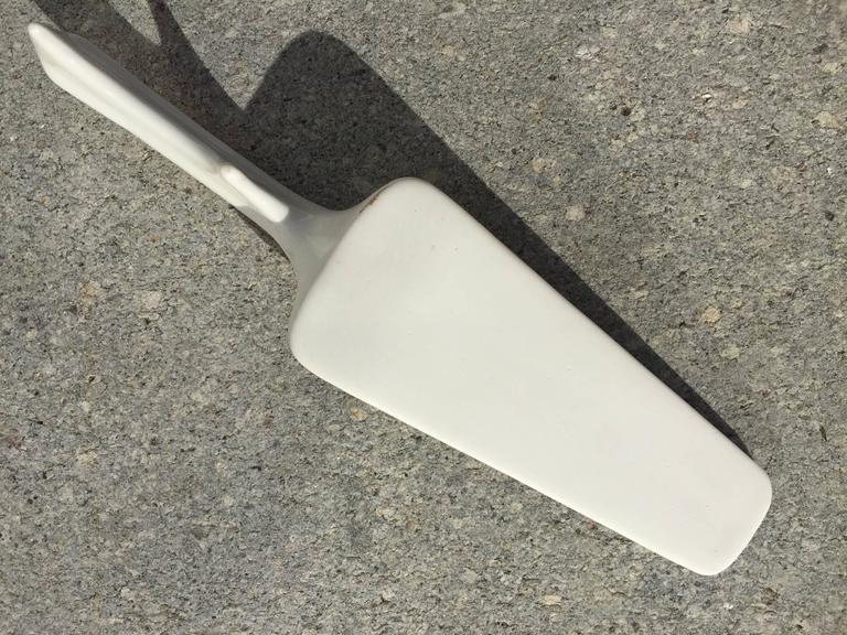 Versace "Barocco" Pattern Cake Server, Rosenthal Porcelain at 1stDibs