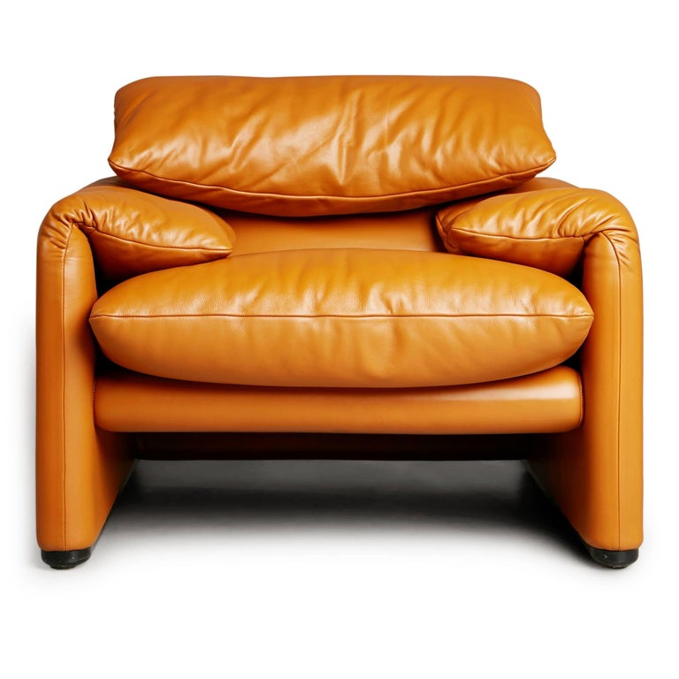 Maralunga Club Chairs By Vico Magistretti For Cassina Circa 1973 At