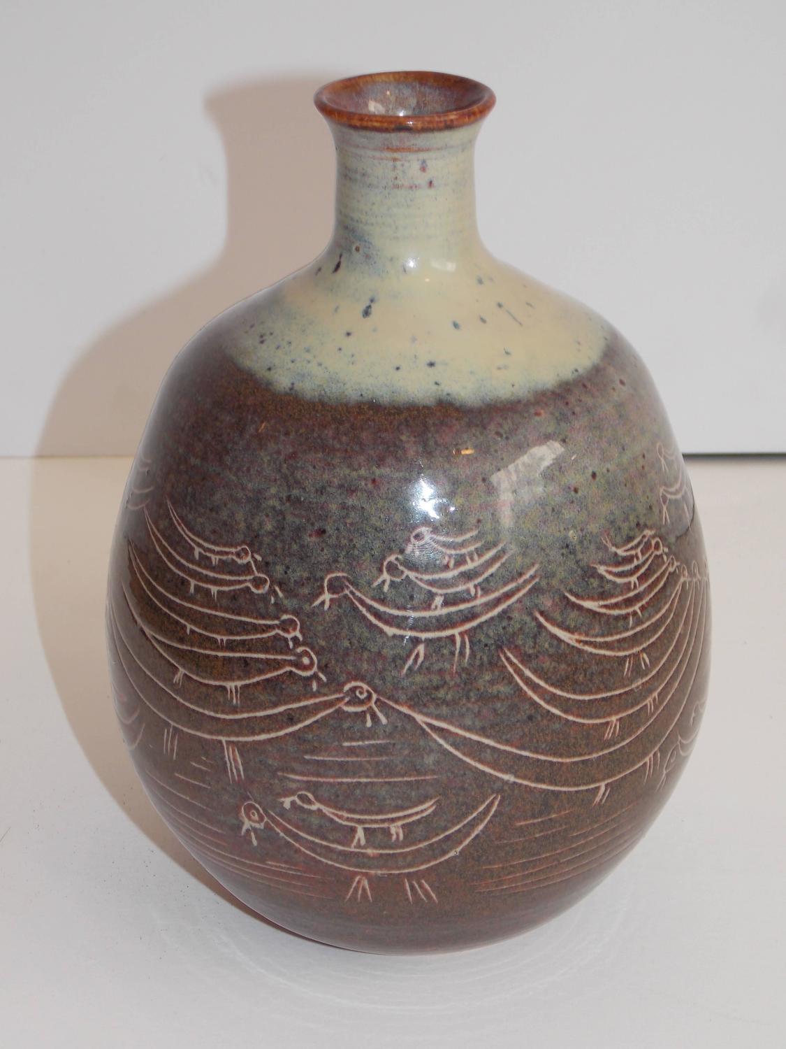 Edwin and Mary Scheier Studio Pottery Vase For Sale at 1stdibs