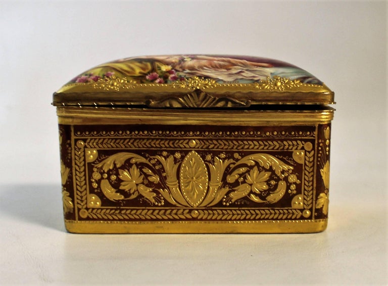 Porcelain Gilt Box Signed 'Wagner' For Sale at 1stDibs