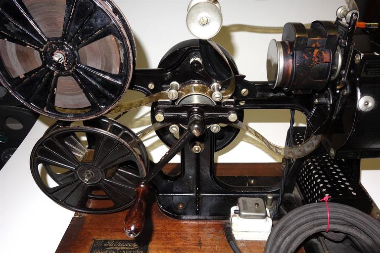 Pathe 28mm Hand Crank Movie Projector, circa 1918, with Film, Vintage ...