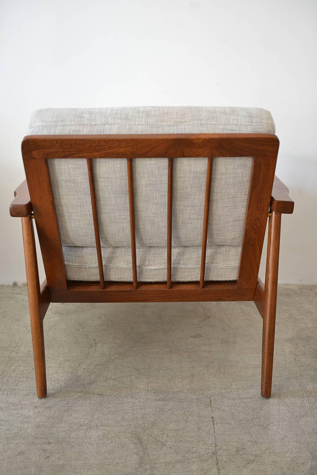 Sculpted Walnut Spindle Back Lounge Chair at 1stDibs