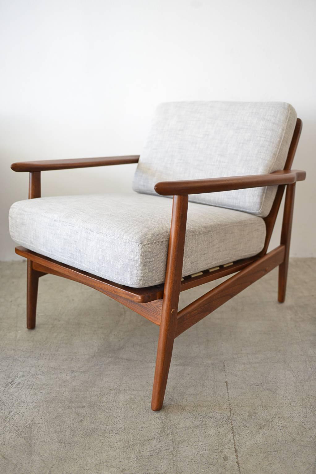 Sculpted Walnut Spindle Back Lounge Chair at 1stDibs